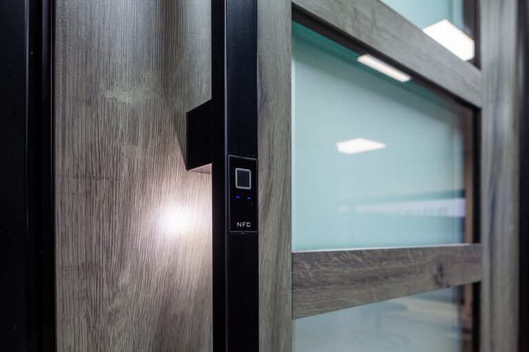 Biometric Fingerprint Technology | Spitfire Doors