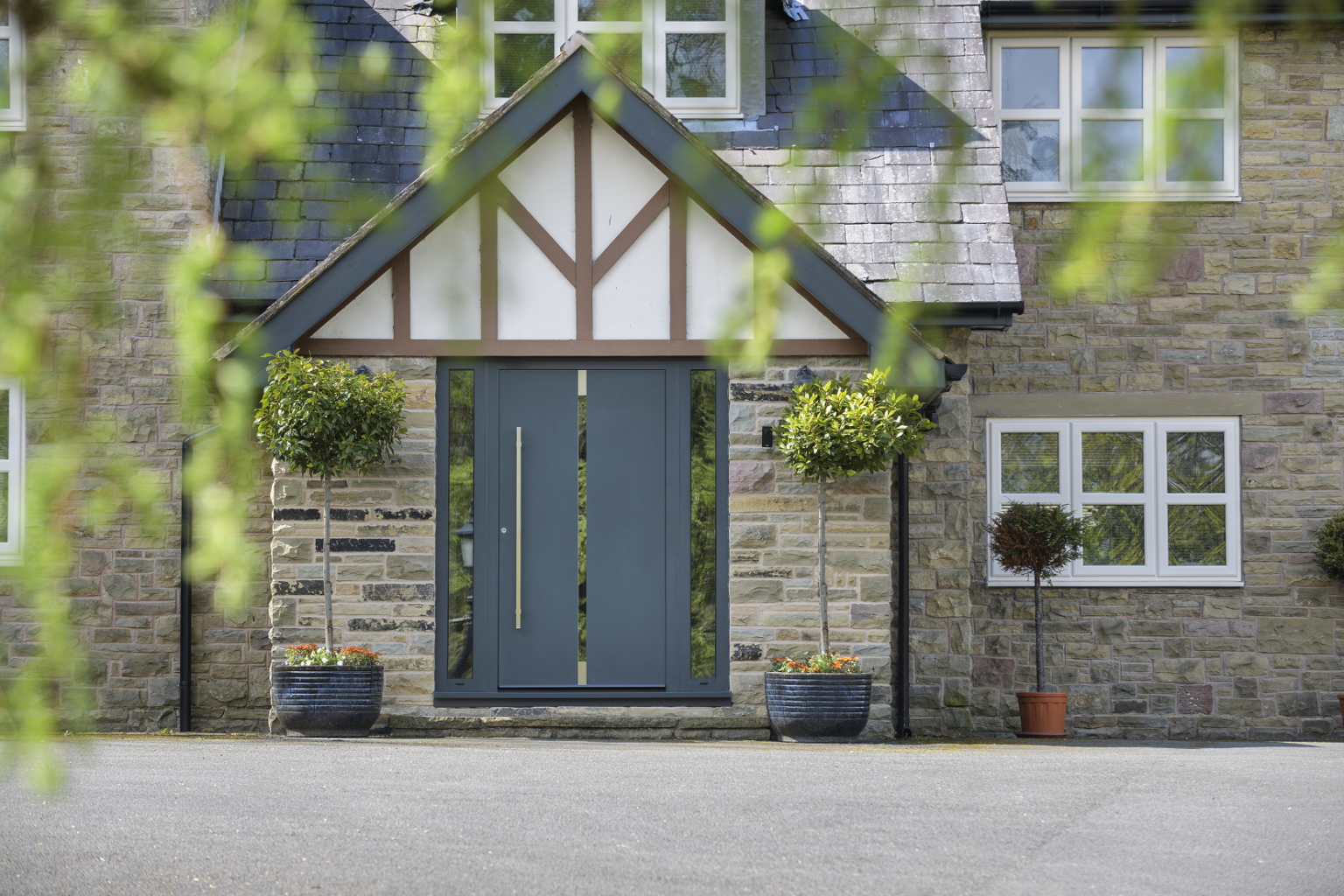 S-200 Aluminium Entrance Doors : Spitfire Doors UK