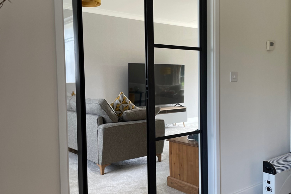 Slimline Internal Pivot Doors : Spitfire Doors UK
